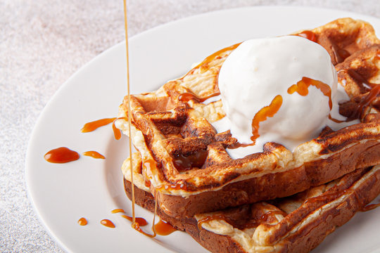 Imágenes de Waffer: descubre bancos de fotos, ilustraciones, vectores y ...