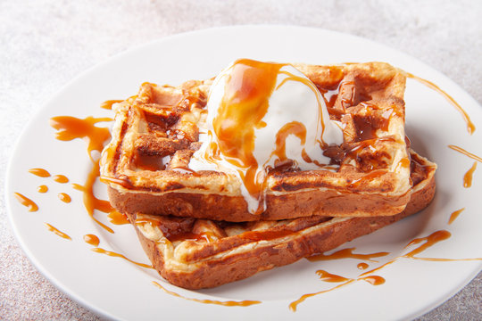 Imágenes de Waffer: descubre bancos de fotos, ilustraciones, vectores y ...