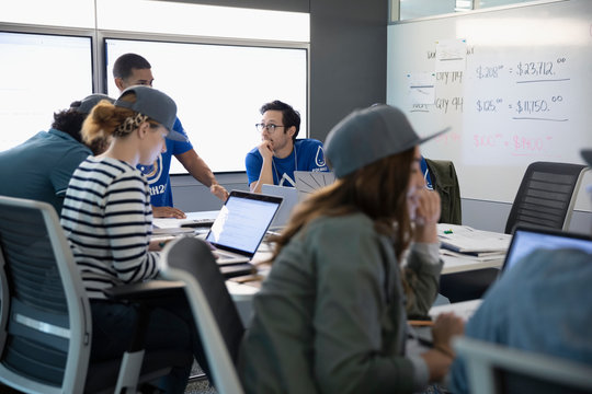 Hackathon Bilder – Durchsuchen 1,643 Archivfotos, Vektorgrafiken und ...