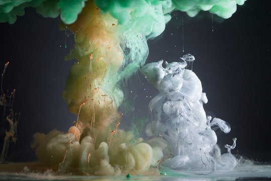 Liquid Bilder – Durchsuchen 7,461,842 Archivfotos, Vektorgrafiken und ...