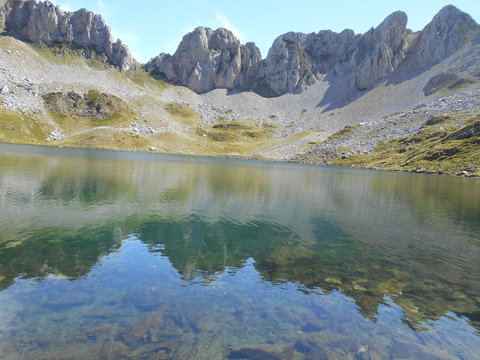 Imágenes de Ibon: descubre bancos de fotos, ilustraciones, vectores y ...