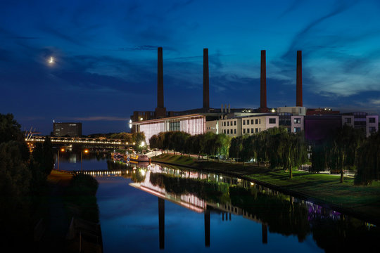 รูปภาพAutostadt – เลือกดูภาพถ่ายสต็อก เวกเตอร์ และวิดีโอ611 | Adobe Stock