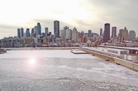 "Cold City" Bilder – Durchsuchen 99 Archivfotos, Vektorgrafiken und ...