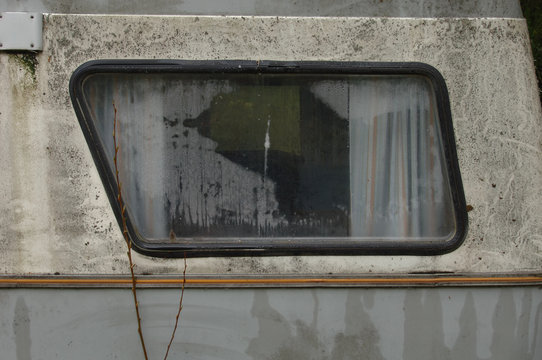 Caravan Window Images – Browse 6,097 Stock Photos, Vectors, and Video ...