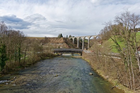 Thur Bilder – Durchsuchen 2,031 Archivfotos, Vektorgrafiken und Videos ...