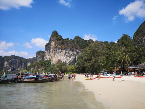 รูปภาพRailey – เลือกดูภาพถ่ายสต็อก เวกเตอร์ และวิดีโอ759 | Adobe Stock