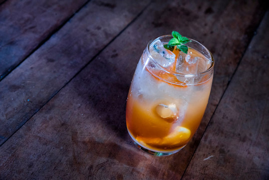 Obrázky Trago – procházejte fotografie, vektory a videa 1,409 | Adobe Stock