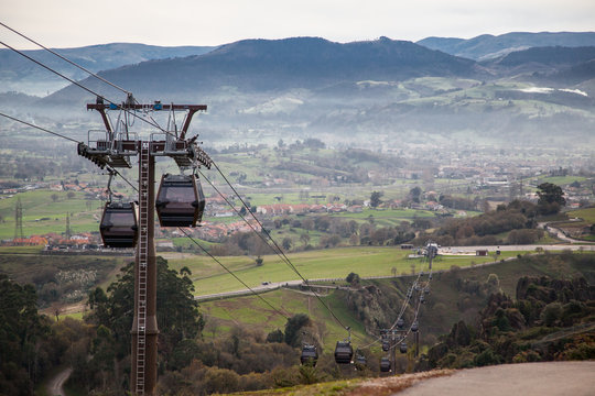"Aerial Tramway" Bilder – Durchsuchen 54,460 Archivfotos ...