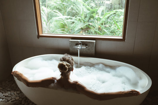 Tub Images – Browse 2,995,884 Stock Photos, Vectors, and Video | Adobe ...