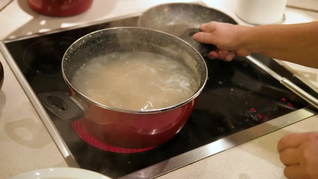 รูปภาพCepelinas – เลือกดูภาพถ่ายสต็อก เวกเตอร์ และวิดีโอ453 | Adobe Stock