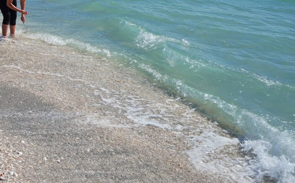 Stooping Images – Browse 92,688 Stock Photos, Vectors, and Video ...