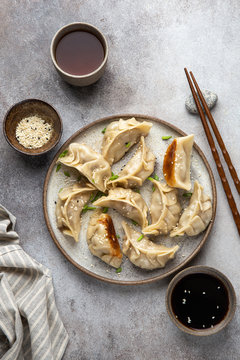 Gyoza Bilder – Durchsuchen 30,233 Archivfotos, Vektorgrafiken und ...