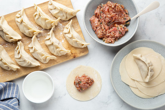 Gyoza Bilder – Durchsuchen 33,575 Archivfotos, Vektorgrafiken und ...