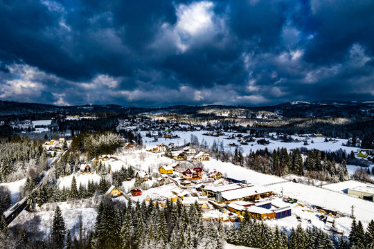 Istebna Bilder – Durchsuchen 329 Archivfotos, Vektorgrafiken und Videos ...