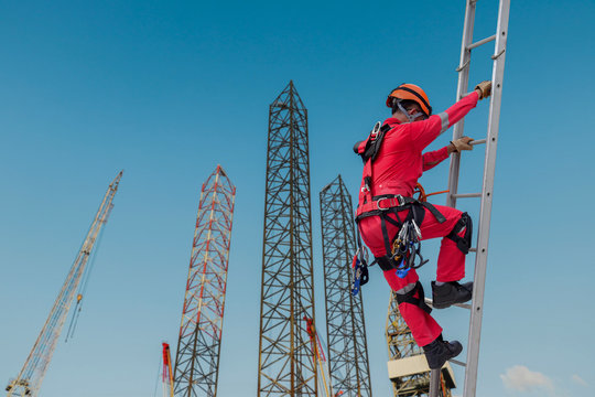 Working At Height Ladder Images – Browse 1,381 Stock Photos, Vectors ...