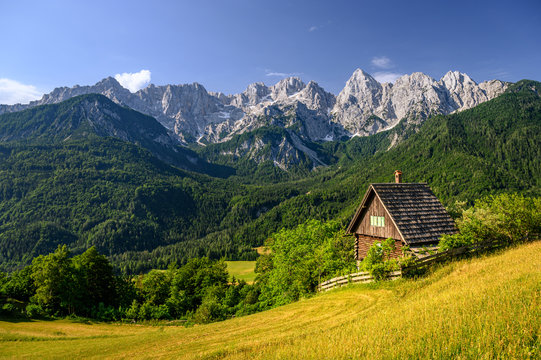 Triglau Bilder – Durchsuchen 27,159 Archivfotos, Vektorgrafiken und ...