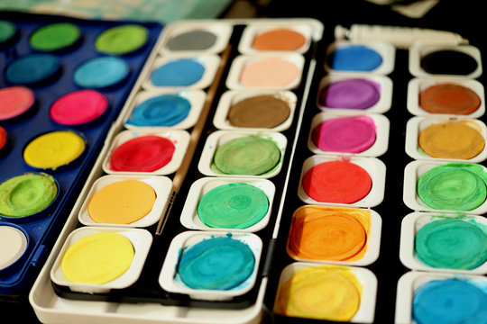 Paint-Box Images – Browse 1,137 Stock Photos, Vectors, and Video ...