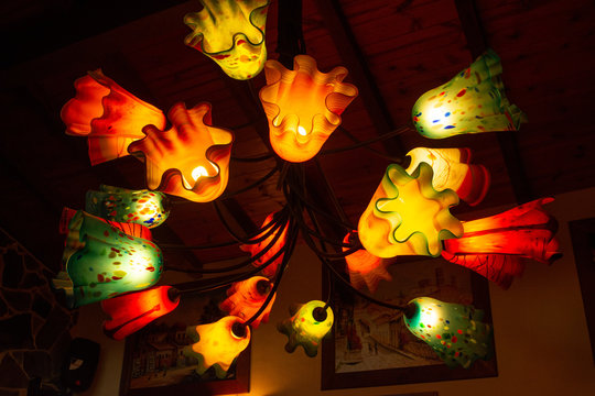 「Lamparas」の画像 - 650 件の Stock 写真、ベクターおよびビデオ | Adobe Stock