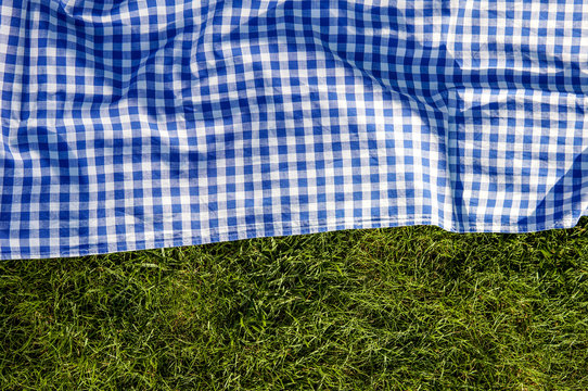 Blue Picnic Blanket Images – Browse 21,738 Stock Photos, Vectors, and ...