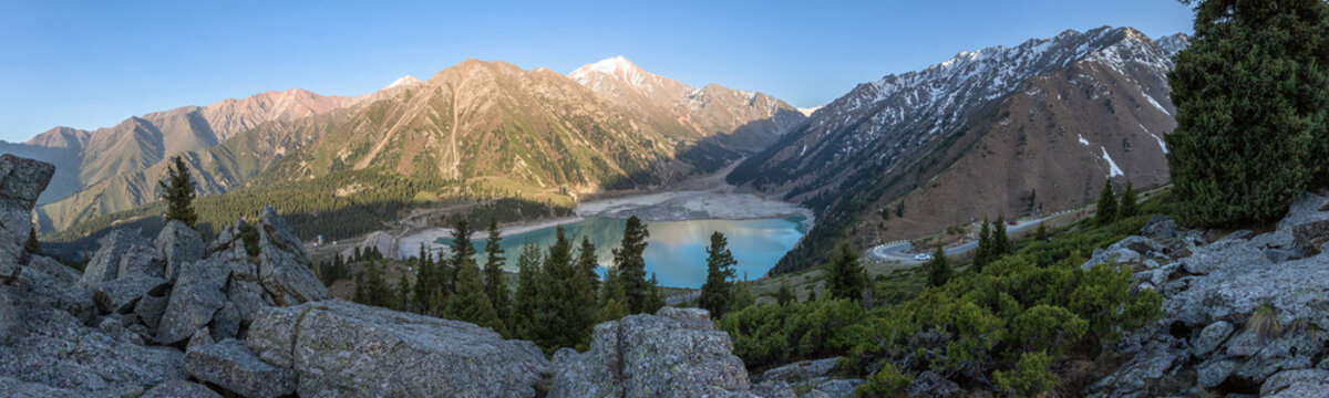 Taldy-Kurgan Bilder – Durchsuchen 1,613 Archivfotos, Vektorgrafiken und ...