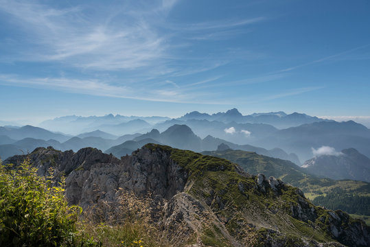 Gailtal Bilder – Durchsuchen 1,300 Archivfotos, Vektorgrafiken und ...