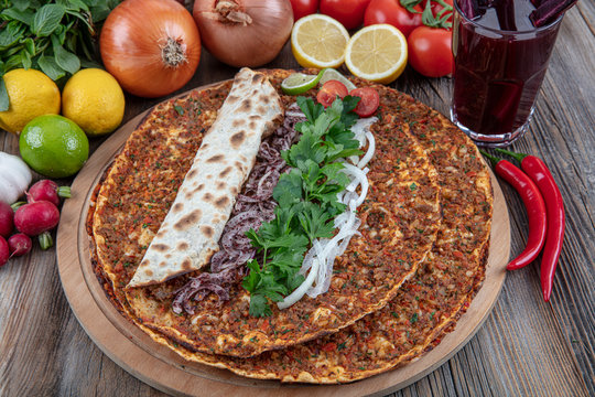 "Turkish Pizza" Images – Browse 2,758 Stock Photos, Vectors, and Video ...