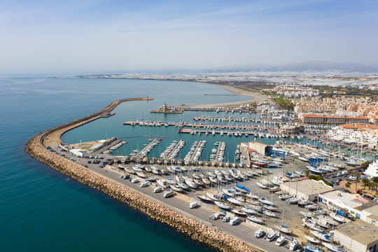 Almerimar 이미지 – 찾아보기 220 스톡 사진, 벡터 및 비디오 | Adobe Stock