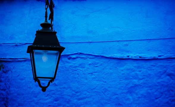 Imágenes de Lampara: descubre bancos de fotos, ilustraciones, vectores ...