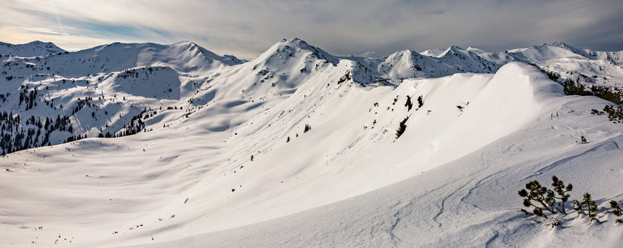 Irdning Bilder – Durchsuchen 115 Archivfotos, Vektorgrafiken und Videos | Adobe Stock