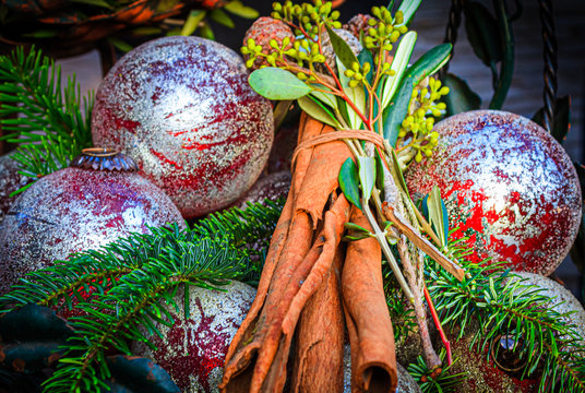Christfest bilder – Bläddra bland 3,600 stockfoton, vektorer och videor ...