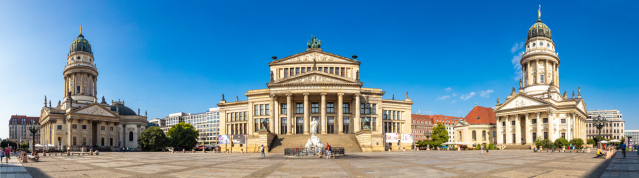 "Local Landmark"-Bilder: Stock-Fotos & -Videos. | Adobe Stock