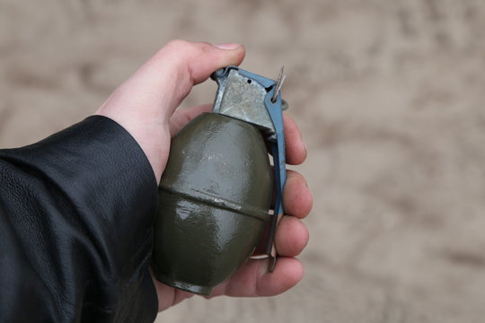 Hand Bomb