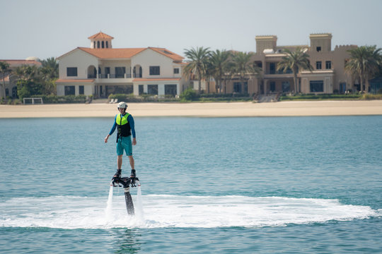 รูปภาพFlyboarding – เลือกดูภาพถ่ายสต็อก เวกเตอร์ และวิดีโอ1,151 | Adobe ...