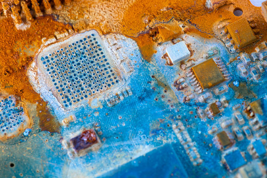 Damaged Electronics Images – Browse 71,782 Stock Photos, Vectors, and ...