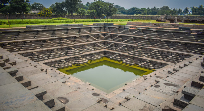 「Stepwells」の画像 - 175 件の Stock 写真、ベクターおよびビデオ | Adobe Stock