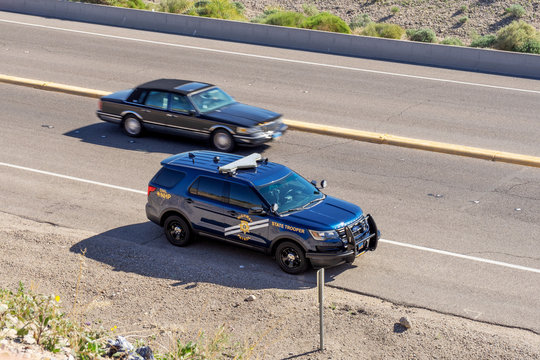 รูปภาพ"Highway Patrol" – เลือกดูภาพถ่ายสต็อก เวกเตอร์ และวิดีโอ339 ...