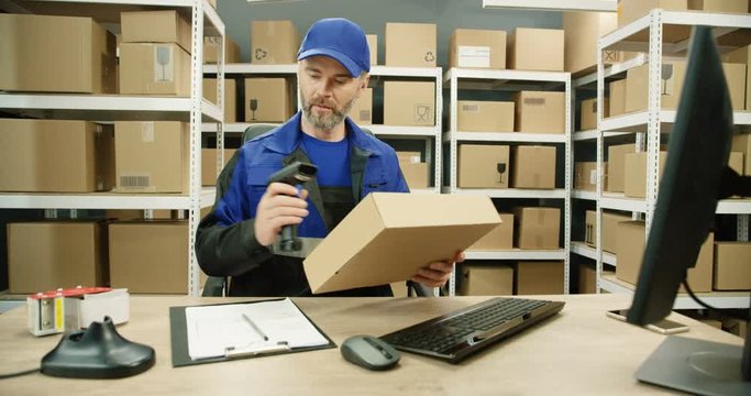 Mailmen 이미지 – 찾아보기 28,342 스톡 사진, 벡터 및 비디오 | Adobe Stock