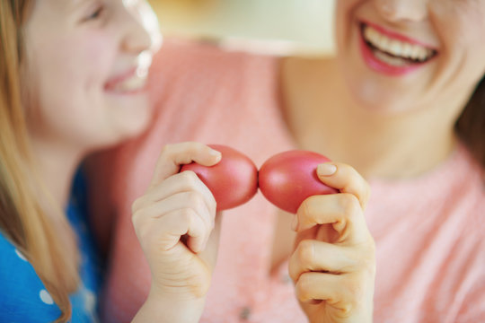 "Egg Fight" Bilder – Durchsuchen 175 Archivfotos, Vektorgrafiken und ...