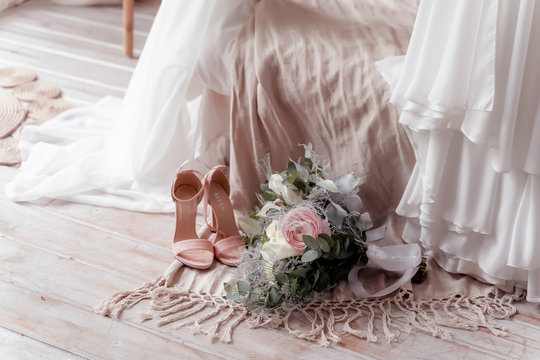 Mirrror Bilder – Durchsuchen 228 Archivfotos, Vektorgrafiken und Videos ...