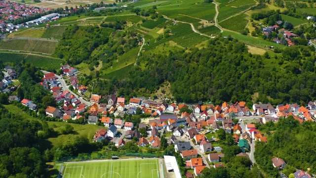 Starkenburg 影像 – 瀏覽 307 個素材庫相片、向量圖和影片 | Adobe Stock