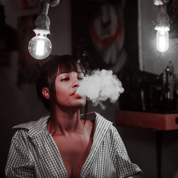 「Cigar.lingerie」の画像 - 962 件の Stock 写真、ベクターおよびビデオ | Adobe Stock