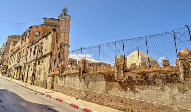 「Oran」の画像 - 1,821 件の Stock 写真、ベクターおよびビデオ | Adobe Stock