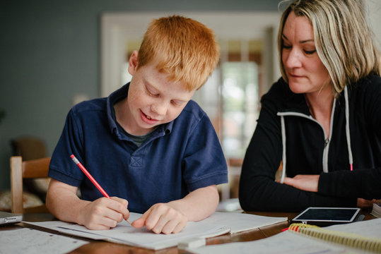 Tutoring Images – Browse 163,363 Stock Photos, Vectors, and Video ...
