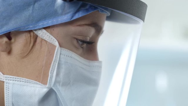 Nurse With Face Shield Images – Browse 418 Stock Photos, Vectors, and ...