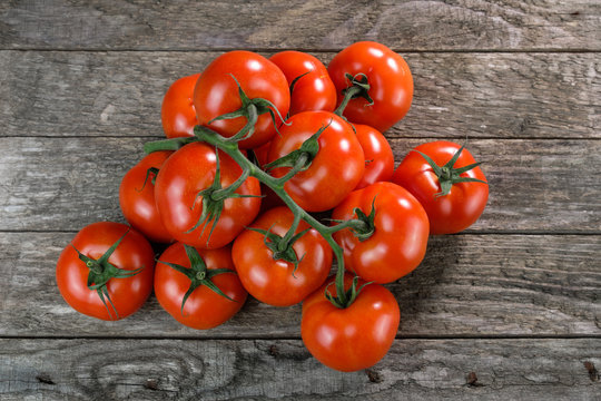 Rispen-Tomaten Images – Browse 26 Stock Photos, Vectors, and Video ...
