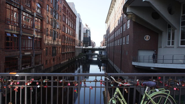 Alsterfleet Bilder – Durchsuchen 713 Archivfotos, Vektorgrafiken und ...