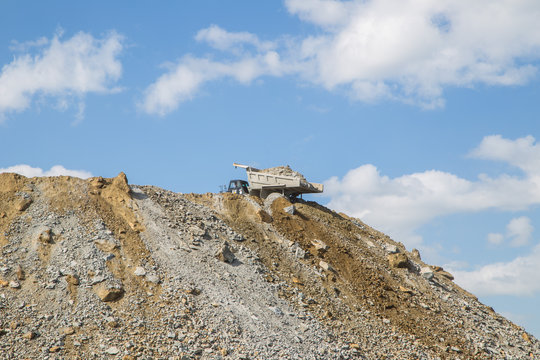 "Refuse Tip" Bilder – Durchsuchen 69 Archivfotos, Vektorgrafiken und ...