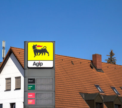 Agip bilder – Bläddra bland 170 stockfoton, vektorer och videor | Adobe ...