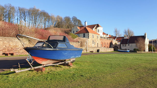 รูปภาพ"Long Distance" – เลือกดูภาพถ่ายสต็อก เวกเตอร์ และวิดีโอ15,234 ...