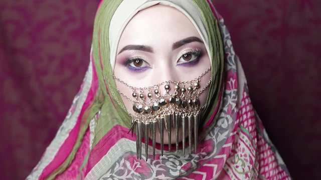 Obrázky Burqa – procházejte fotografie, vektory a videa 13,887 | Adobe ...